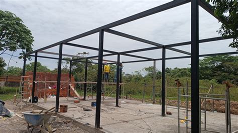 En 4 Días Casa De 7 Por 12 Armado De La Estructura Youtube