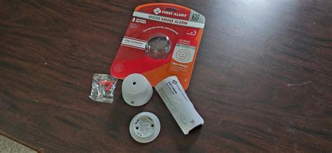 First Alert 10 Year Battery Operated Photoelectric Smoke Detector