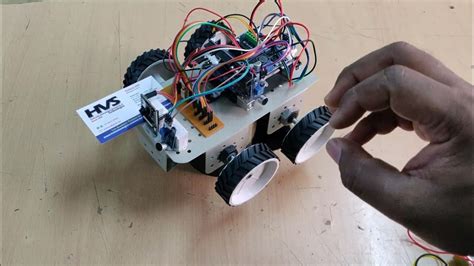 Night Patrolling Robot With Photo Email Alerts Using Esp32cam And