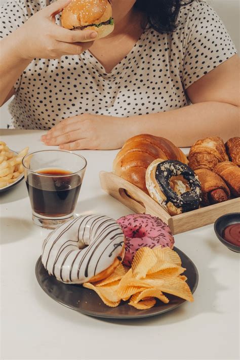 Binge Eating Disorder Treatments And Medical Nutrition Therapy In