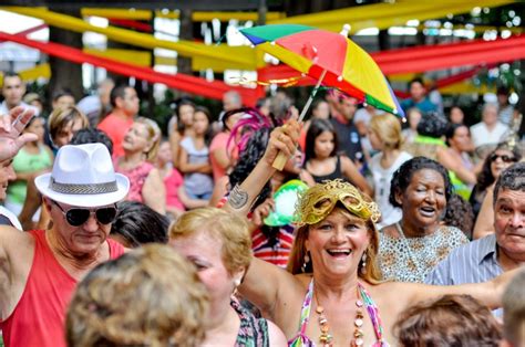 Inscrições abertas para escolha de Rei Momo Rainha e princesas do carnaval Grupo Rio Claro SP
