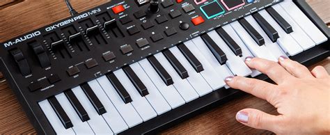 M Audio Oxygen Pro Mini 32 Key Usb Midi Keyboard Controller For Macos And Winos