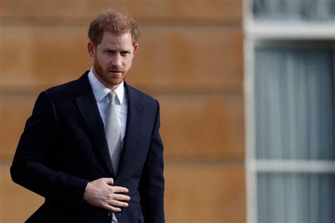 Prinz Harry Angebliche Ex Freundin Ist Stolz Auf Seinen Ausstieg Als Senior Royal Gala De