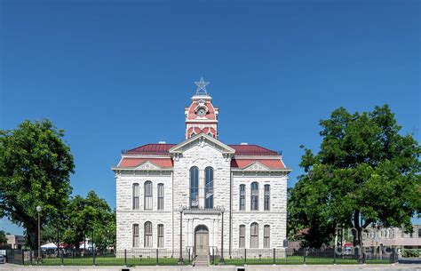 Lampasas County Courthouse Photograph By Bee Creek Photography Tod