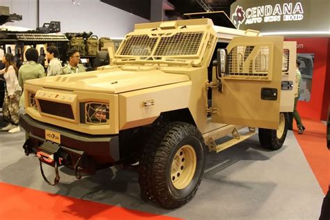 Cendana Auto Unveils Vextor 4x4 Light Tactical Transporter For