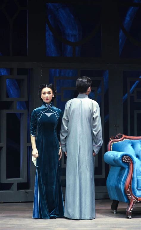 沪语版《雷雨》重演了，进剧场看戏的几乎都是年轻人文艺范澎湃新闻 The Paper