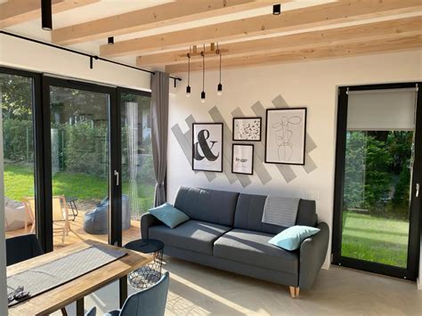 Colamo Pine Peel And Stick White Wood Planks Shiplap Wall Paneling