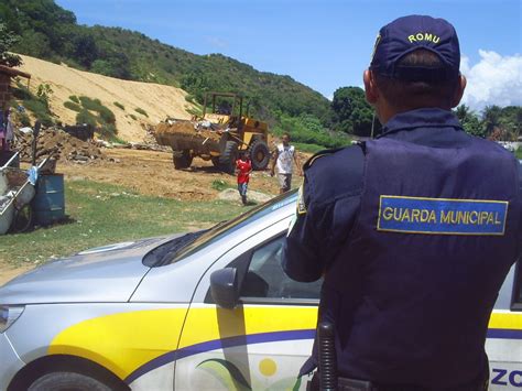 Guarda Municipal Do Natal Gmn Gmn E Semurb Desocupam área De Dunas