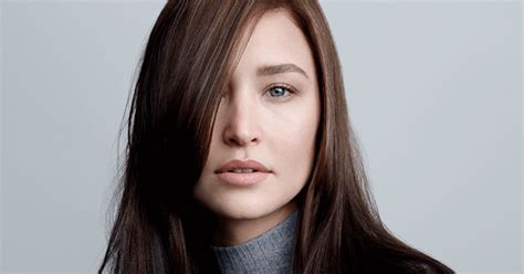 Glatte Damenfrisuren | Unsere Top 20 im Juli 2025