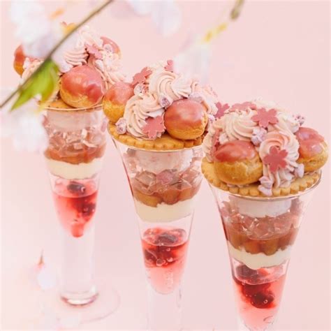 Rei Valeron On Twitter Rt Fashionpressnet サロン ベイクアンドティー“桜＆苺”の春限定パフェ