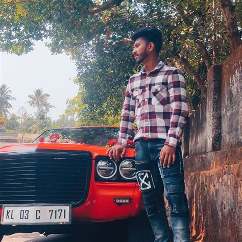 𝗥𝗔𝗛𝗨𝗟 🍭 Nanrameshan • Threads Say More