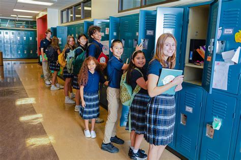 Elementary School Program Friendzy