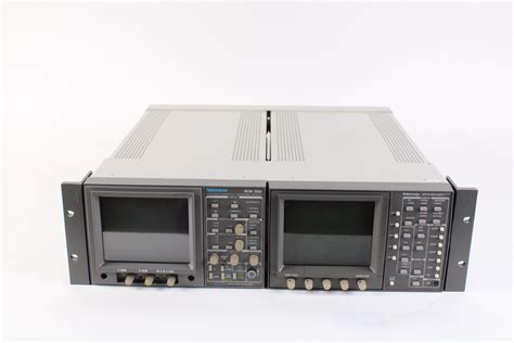 Tektronix Wfm 300a Component Composite Waveform Monitor Wfm 601m Seria