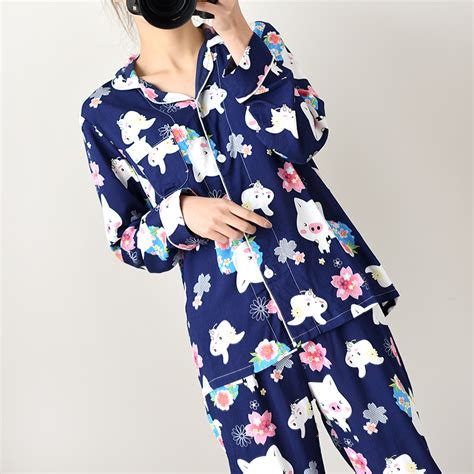 软软女士人棉樱花家居服套装翻领长袖长裤睡衣套装家居服虎窝淘
