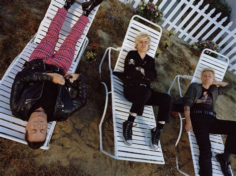グリーンデイ新作アルバムSaviorsに先駆けて新曲The American Dream Is Killing Meをリリース