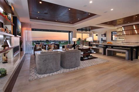 Extravagant Home In Corona Del Mar California