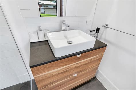 Neeve Custom Bathroom Creations