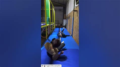 トランポリンの技を床でやるとこうなります スポーツ トランポリン バク転 Trampoline アクロバット バク宙