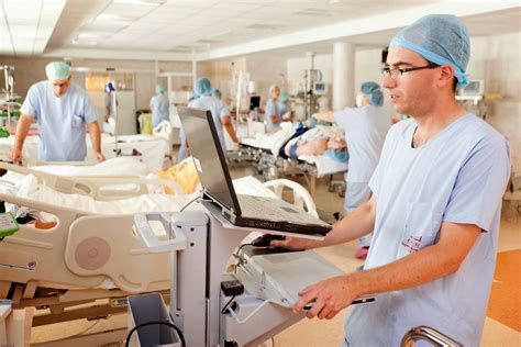 Ways Computers Can Help You SEVENTH WAY COMPUTERS KEEP THE HEALTH CARE SECTOR RUNNING