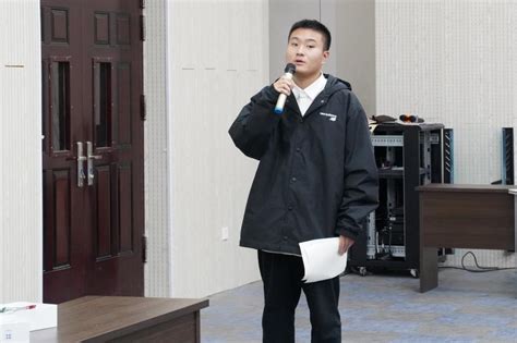他山之石可以攻玉——建筑工程学院召开系列优秀学生交流分享会