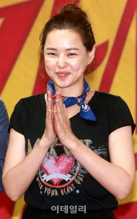 [포토]이하늬 양쪽 볼에 보조개 빵빵