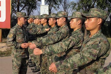 入伍一月，新兵有了新样子！ 知乎