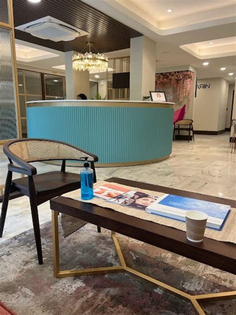 Isaac Luxe Clinic And Reviews