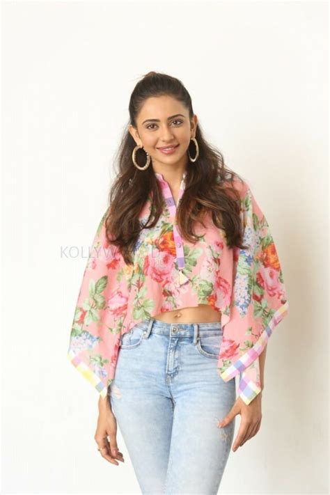 Actress Rakul Preet Singh Glam Pictures 03 36935 Kollywood Zone