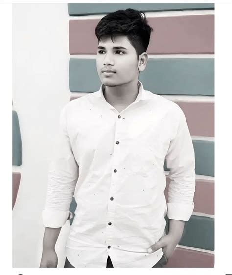 Sohel Shaikh On Linkedin Photoshoot