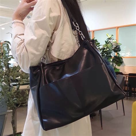 르비엘 레더 포켓 숄더백 쇼퍼백 데일리백 롱핸들