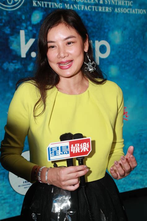 樂基兒宣布離婚後首公開露面 做單親媽媽不怕辛苦 星島日報