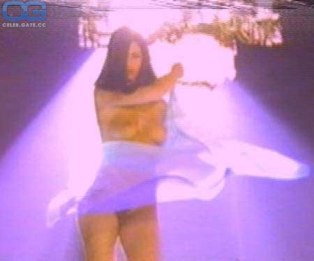 Lisa Matthews Nude Pictures Onlyfans Leaks Playboy Photos Sex Scene