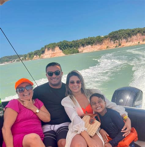 Conciliar família e trabalho tem sido uma tarefa desafiadora para mim