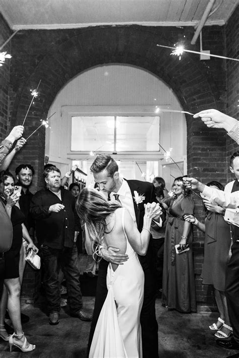 Savannah And Skylar Orlando Wedding Photography The Lemons Photography