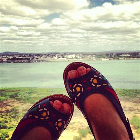 Isis Valverdes Feet