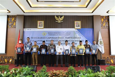 PENYERAHAN LHP LKPD TA 2022 KEPADA LIMA ENTITAS DI PROVINSI ACEH BPK
