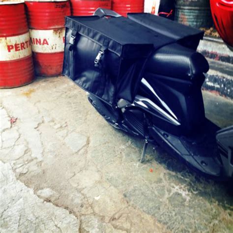 Jual Tas Kurir Motor Tas Keranjang Motor Tas Pos Motor Tas Sales Motor Sedang Indonesia