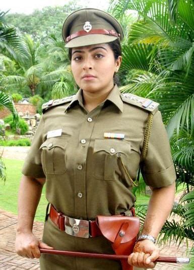 South Indian Actress Mumtaj Hot Sexy Bikini Panty Blouse Saree Teasing