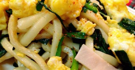 ふわふわ卵のニラ玉うどん By あけちゃんち。 【クックパッド】 簡単おいしいみんなのレシピが293万品