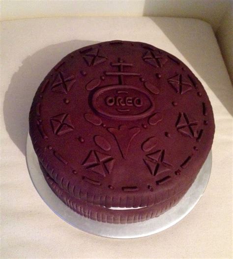 Giant Oreo Cake
