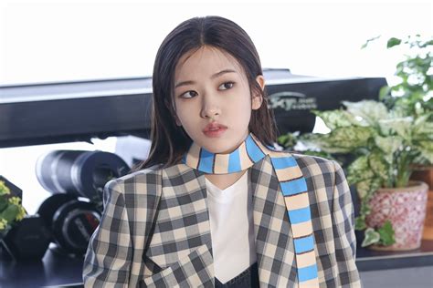 Ive Pics On Twitter Anyujin X Lucky Chouette Behind The Scenes