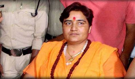 प्रज्ञा सिंह ठाकुर के खिलाफ ‘हेट स्पीच को लेकर शिकायत की गई दर्ज