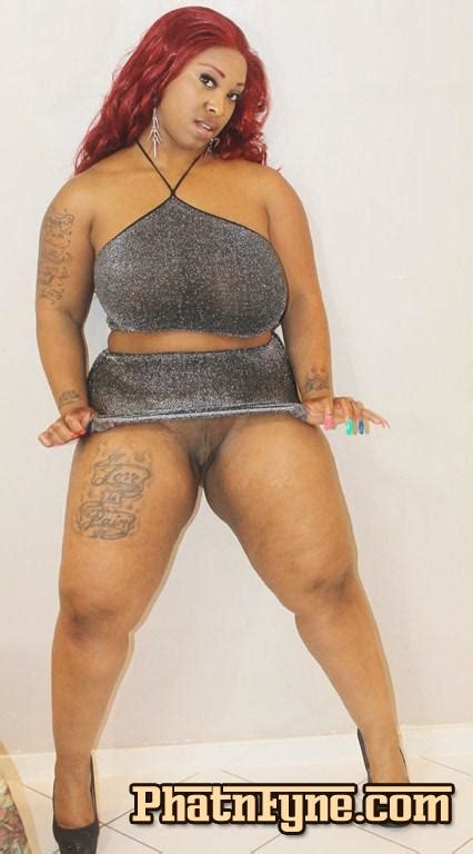 Frontal Shots With Ass Cheeks Visibleass So Phat Its Visible From The