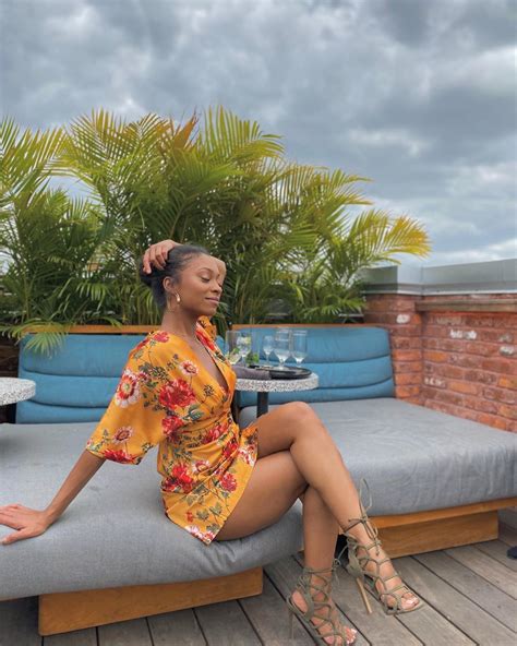 Liz Lafontant S Feet I Piedi Di Liz Lafontant Celebrities Feet