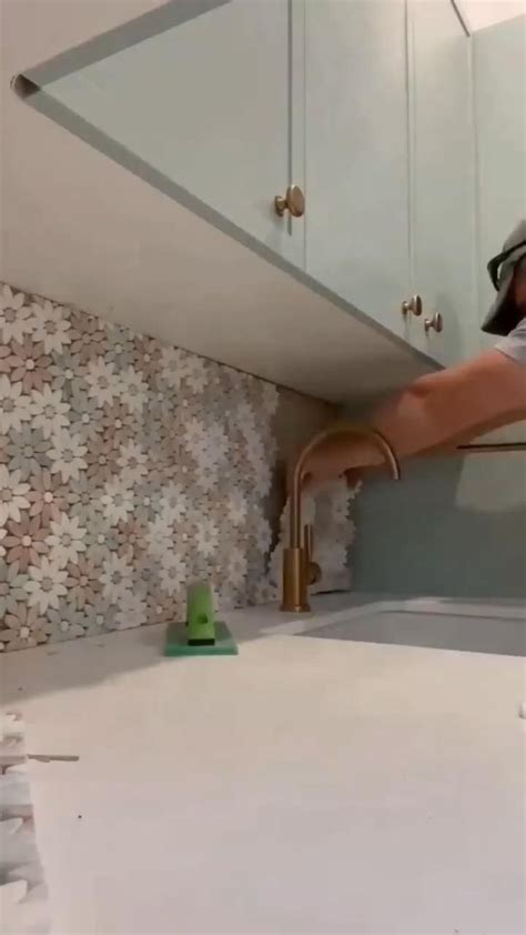 Kitchen Backsplash Tiles Ideas Pictures