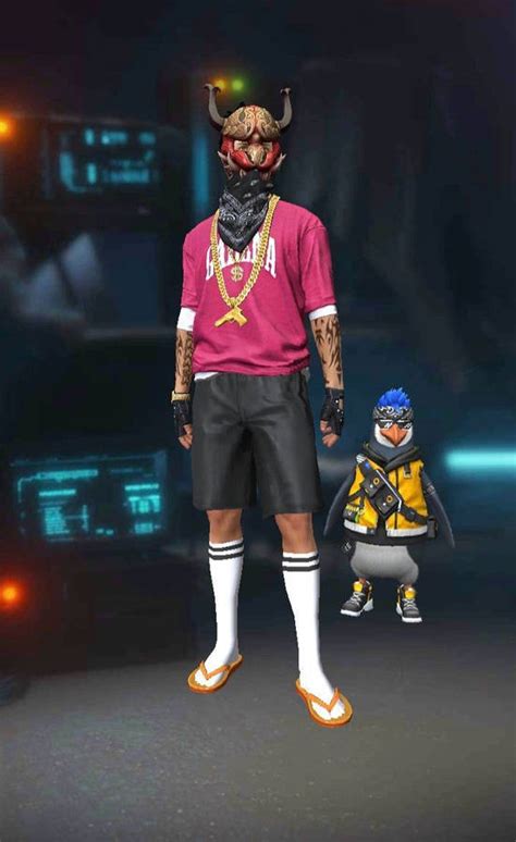 Download Free Fire Hip Hop Bundle With Mrwaggor Wallpaper