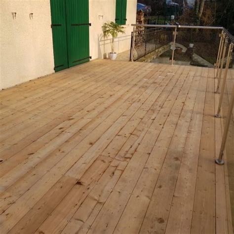Terrasse Sur Pilotis En Bois De Mélèze De 26m2 Tereny