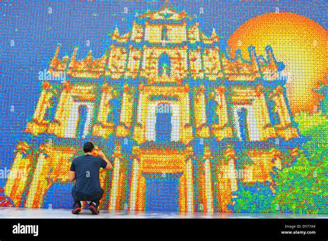 CubeWorks Has Set A New Guinness World Record For Largest Rubik S Cube Mosaic Ever Created