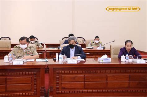 សម្ដេចក្រឡាហោម ស ខេង អញ្ជើញដឹកនាំកិច្ចប្រជុំស្ដីពីការត្រួតពិនិត្យហត្ថពលកម្មបរទេស នគរដ្រេហ្គន