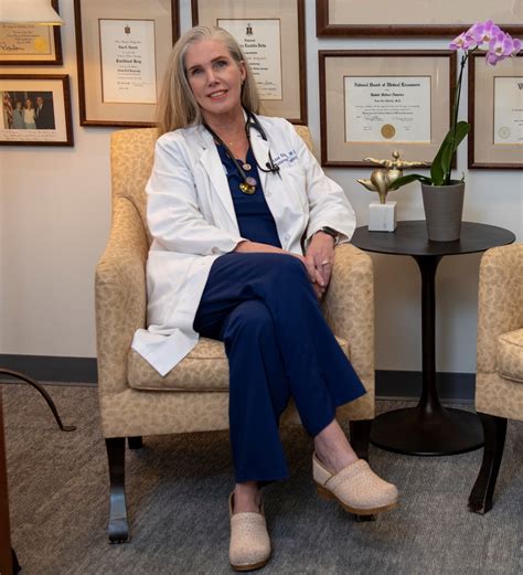 Houston Primary Care Physician Lisa L Ehrlich MD Endorsed For Re